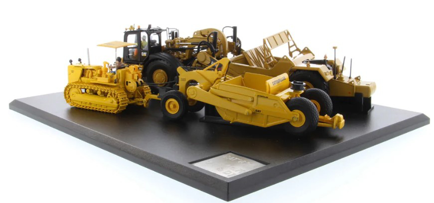 Ring Power CAT Retail Store. 1:50 Cat® 621K Scraper & CAT No.70 Scraper ...