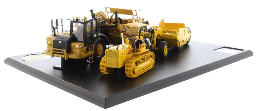 Ring Power CAT Retail Store. 1:50 Cat® 621K Scraper & CAT No.70 Scraper ...